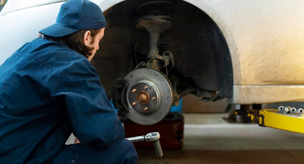 Brake Pads Service in Dubai - Blog | Goa Refitz Car Repair